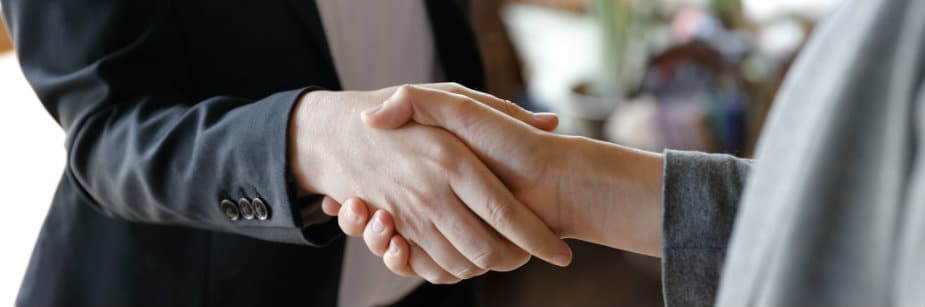 Como funcionam os convênios de faculdade com empresas?